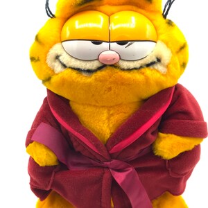 Gorgeous Collectible and Vintage Garfield Stuffed Animal With Red Robe ...