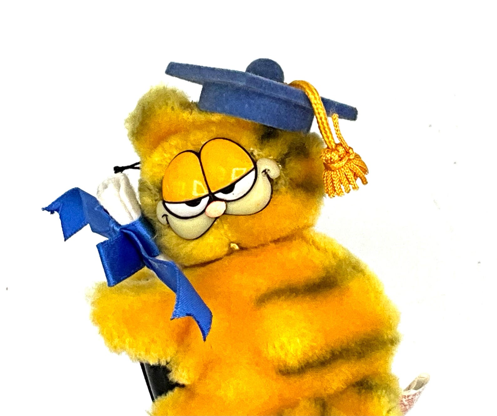 Gorgeous Collectible and Vintage Plush Pencil Clip Garfield, Graduated ...