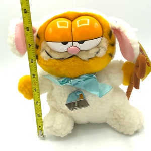 Gorgeous Collectible and Vintage Garfield Stuffed Animal as Sheep. Cat ...