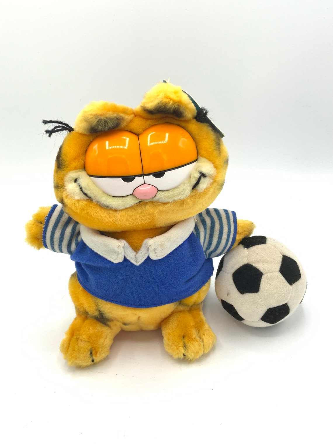Gorgeous Collectible and Vintage Garfield is Playing Soccer | Etsy