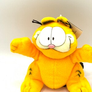 Gorgeous Collectible and Vintage Stuffed Garfield With, Cat With Tag ...