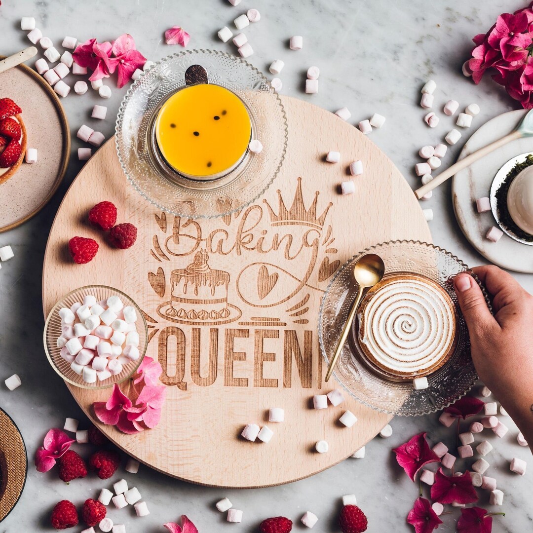 Baking Queen - Rotating Sweets Board - Engraved Sweets Board - Free ...