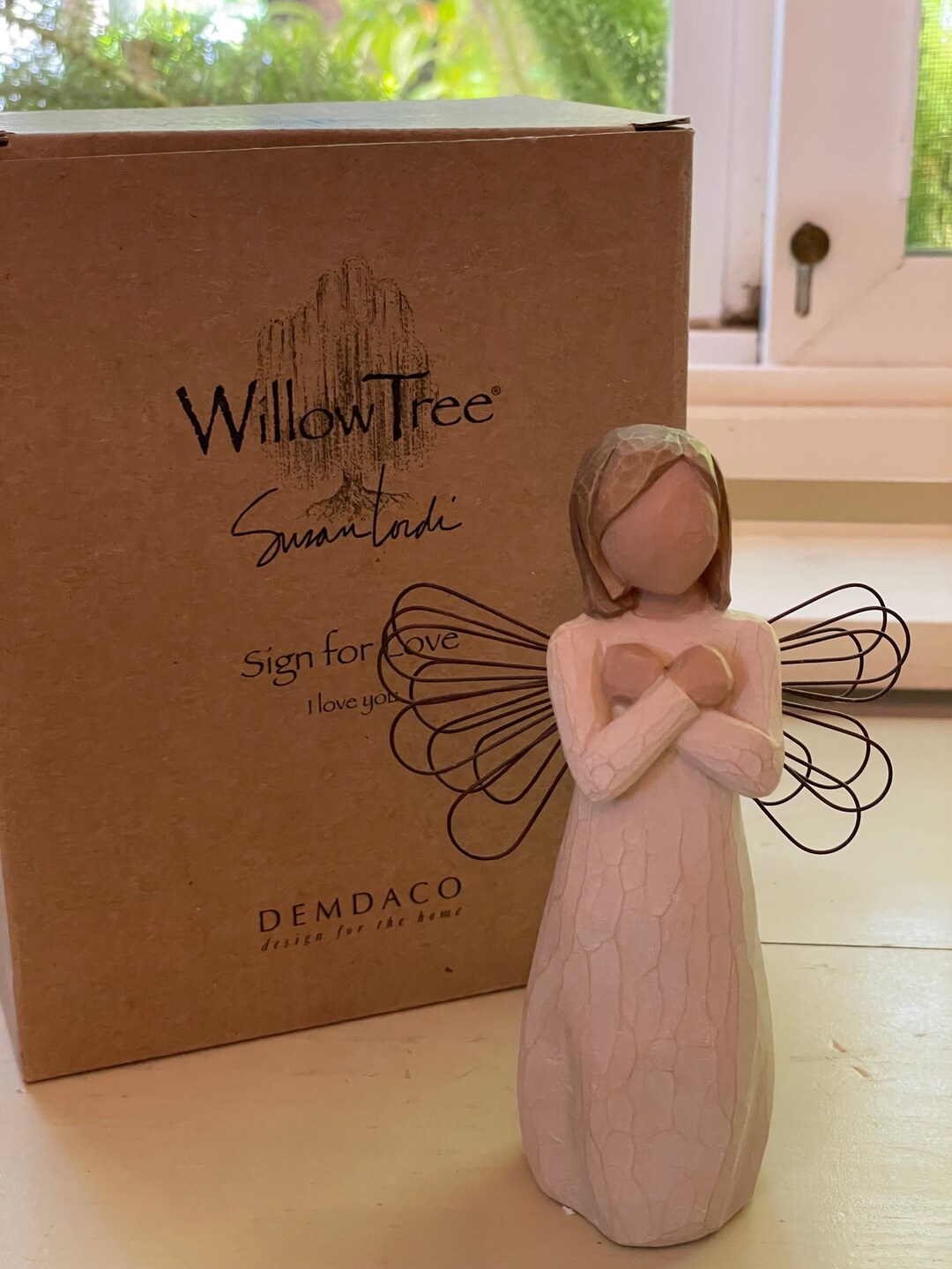 Vintage Willow Tree “sign for Love/ Hand Carved Figurine/artist Susan ...