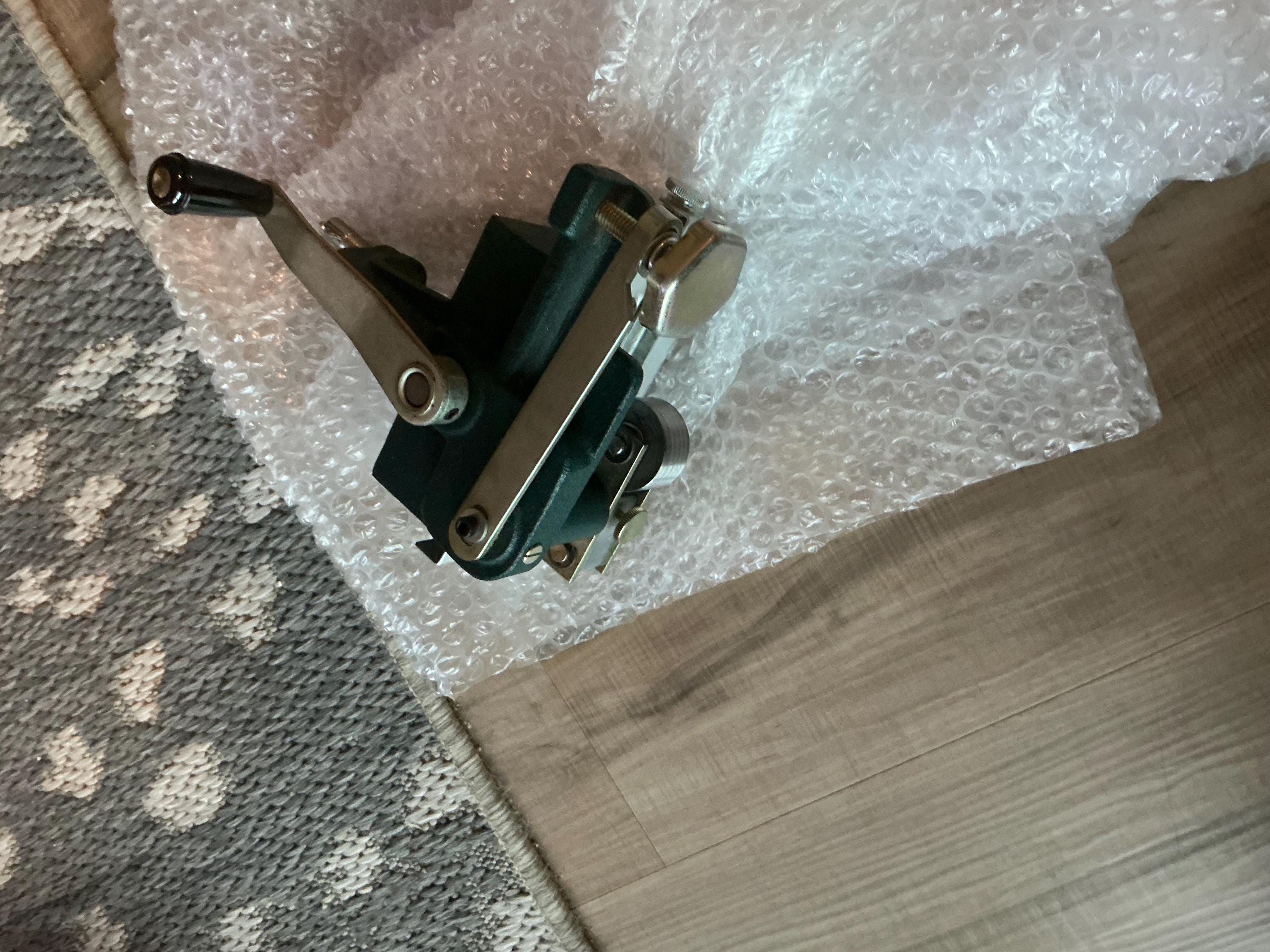 Fraser Rug Hooking Cutter With a Number 4 - Etsy