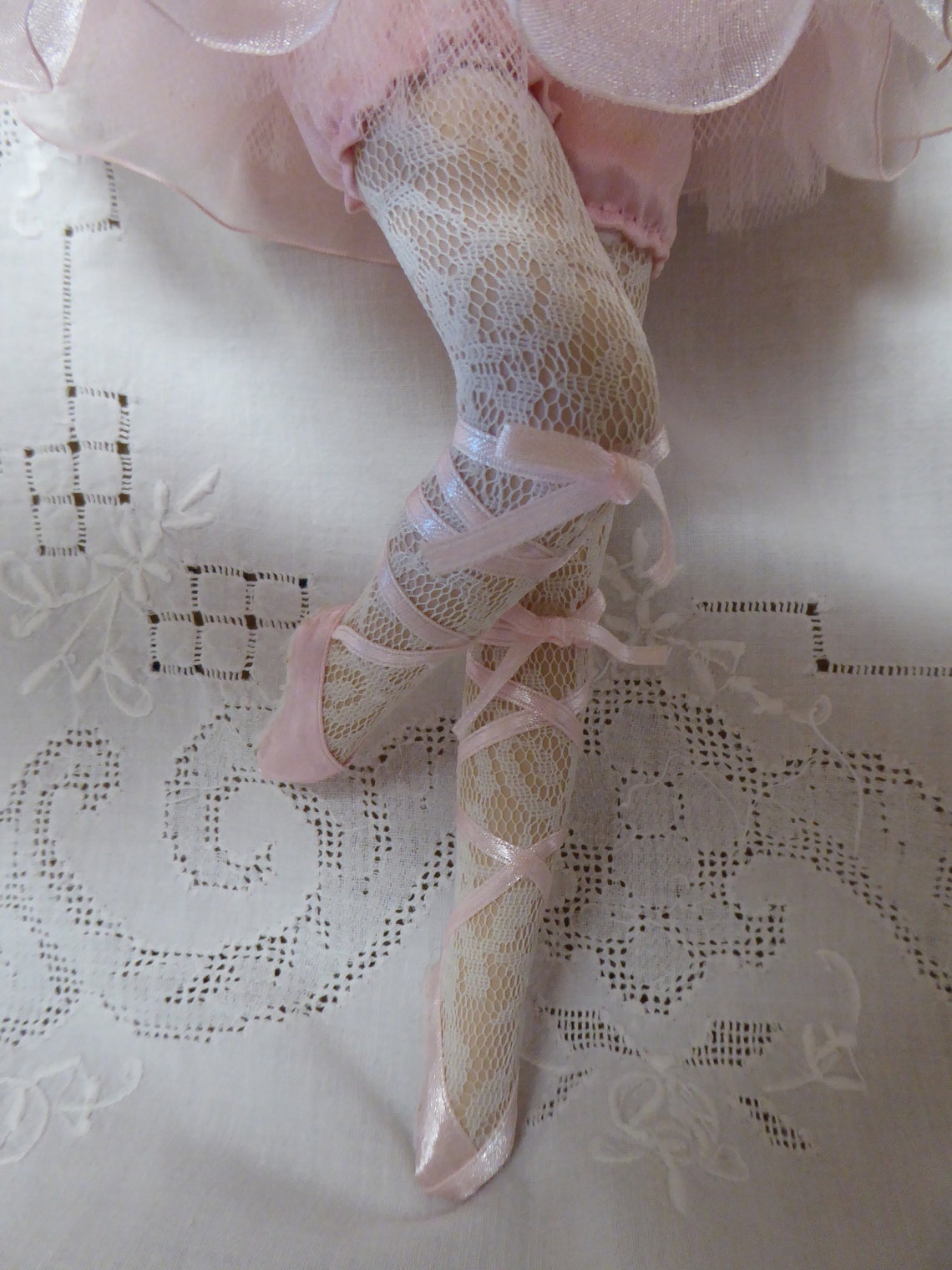 Emerald Doll Collection Rich Imports, Inc. Porcelain 16" Nellie ...