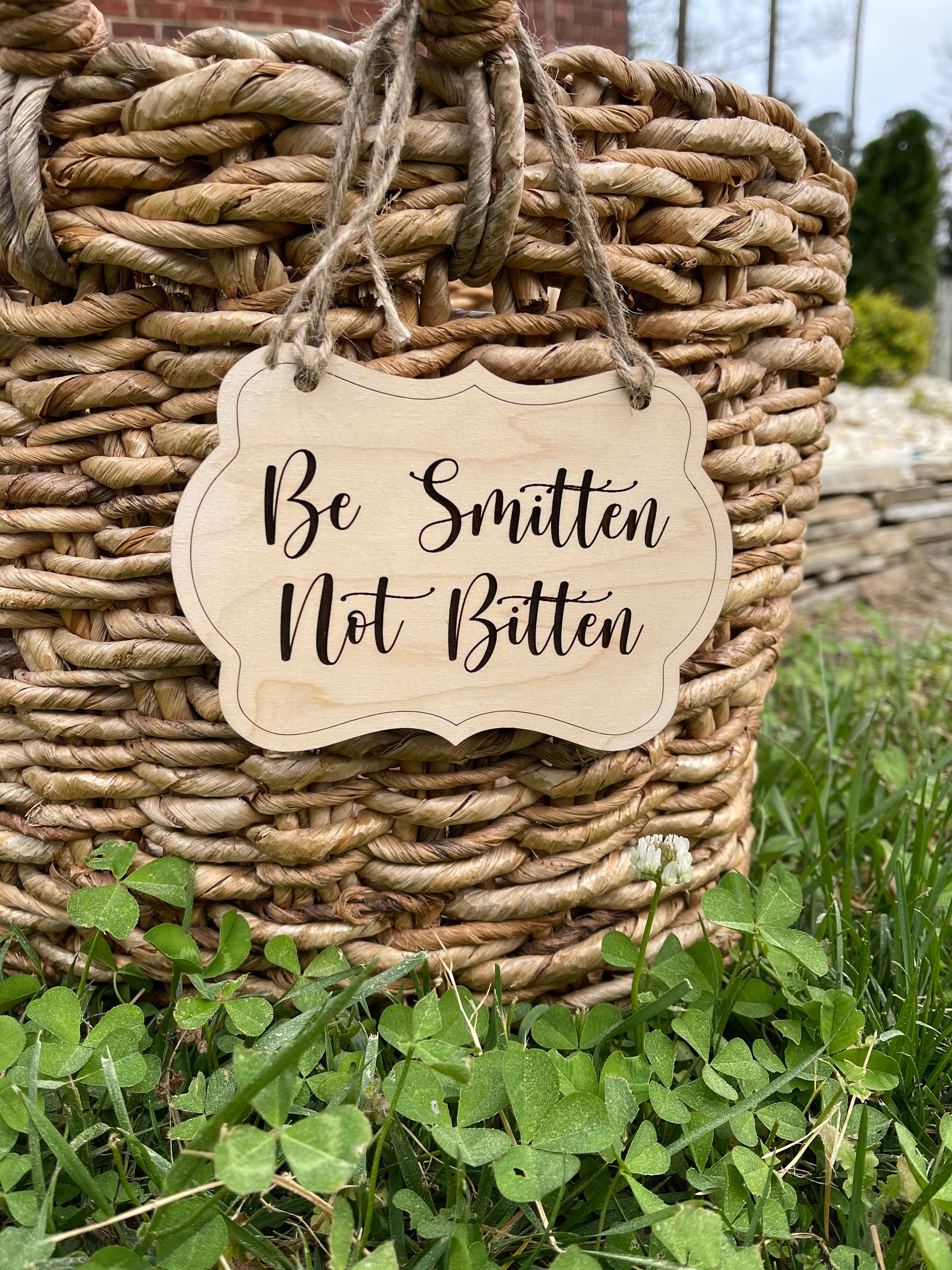 Be Smitten Not Bitten Bug Spray Wood Sign Wedding Sign - Etsy