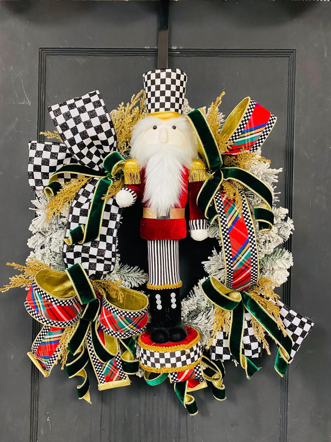 Winter Nutcracker Christmas Evergreen Wreath - Etsy