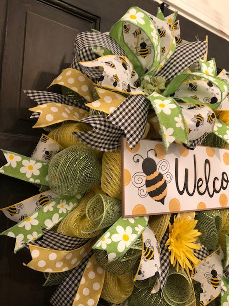Bumblebee Welcome Deco Mesh Wreath | Etsy
