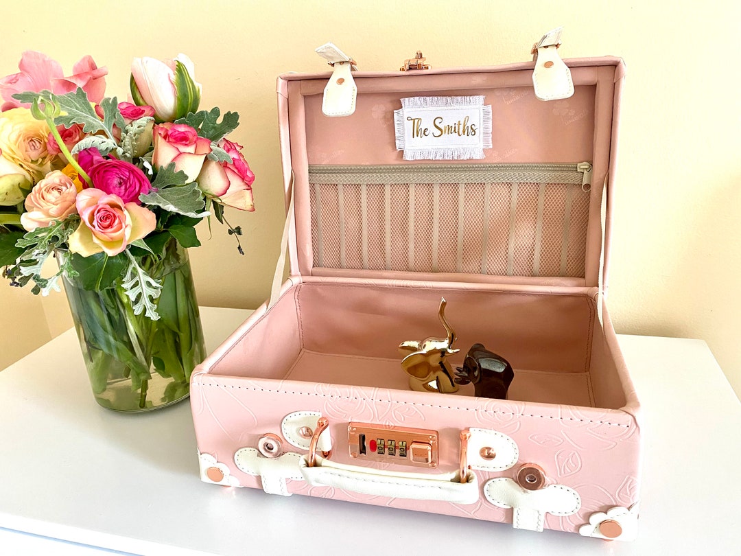 Wedding Keepsake Boxes. Boutique Daisy Fields. Wedding Petite Trunk ...