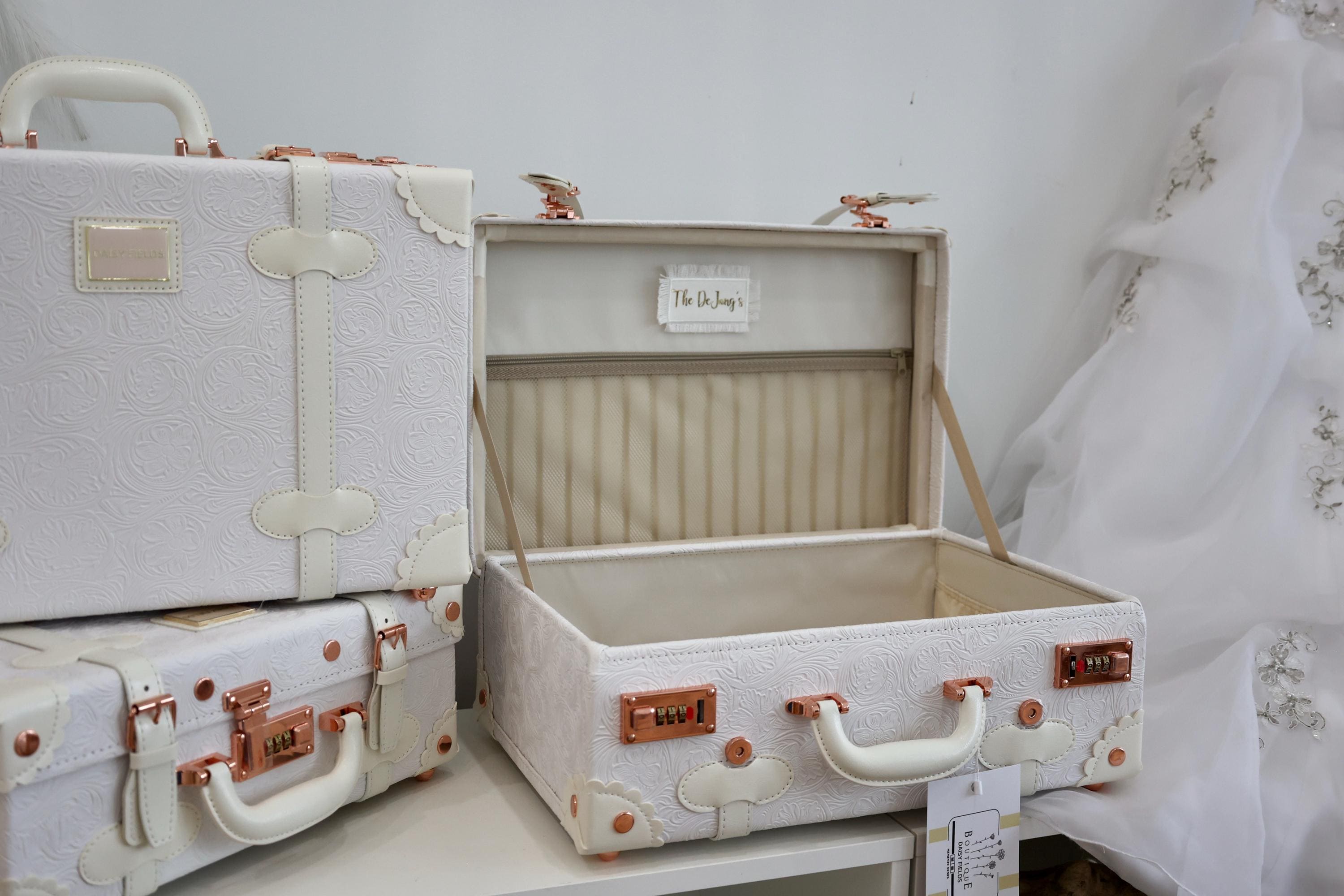 Xgrande Storage / Wedding Dress Keepsake Box. Designed in Spain. Soft ...