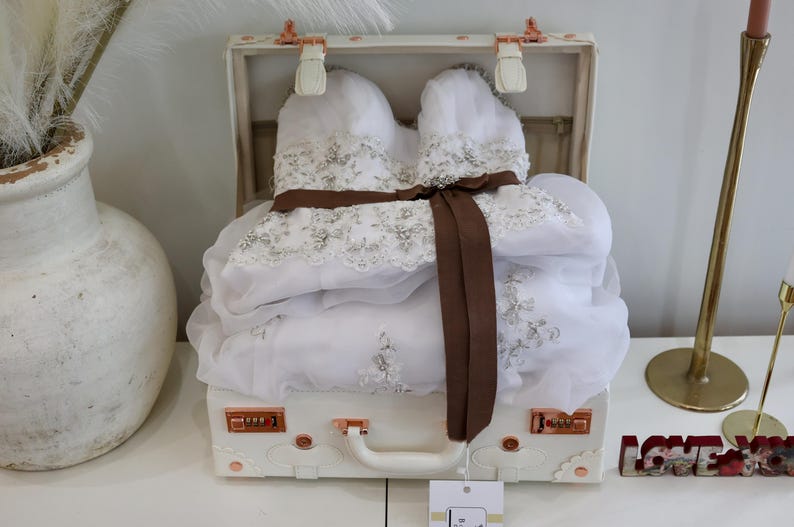 Xgrande Storage / Wedding Dress Keepsake Box. Designed in Spain. Soft ...