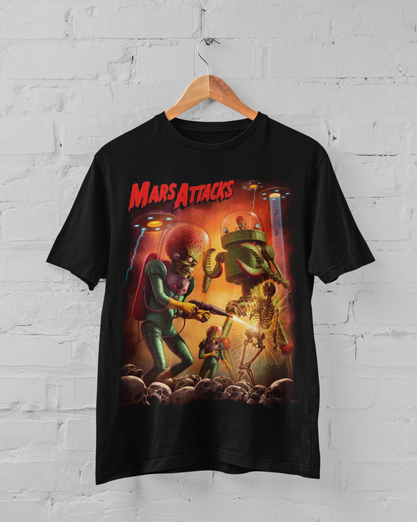 Mars Attacks, Alien Invasion T-shirt, Horror Scifi Psychobilly Clothing ...