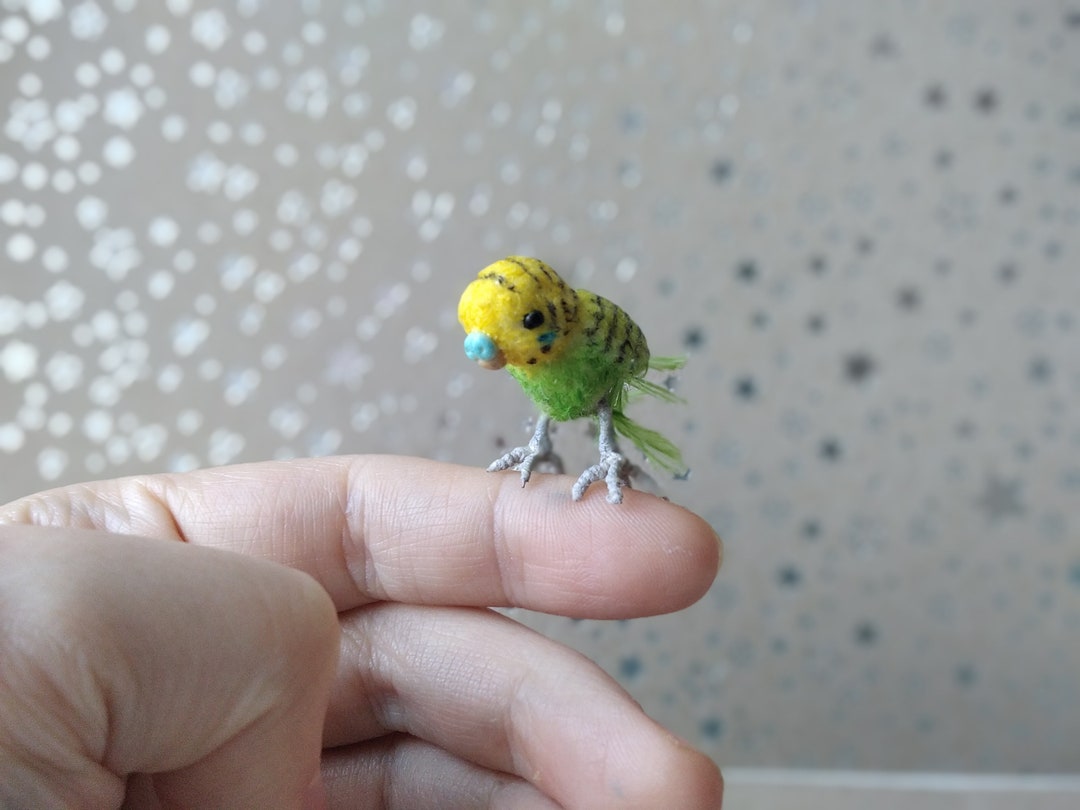 Green Miniature Wavy Parrot Mini Crochet Bird for Doll Dollhouse Pet ...