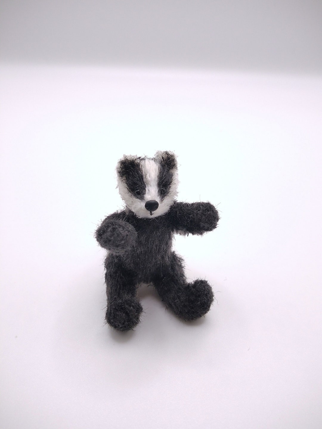 Miniature Badger Crochet Mini Animal Dollhouse Pet Interior Gift for ...