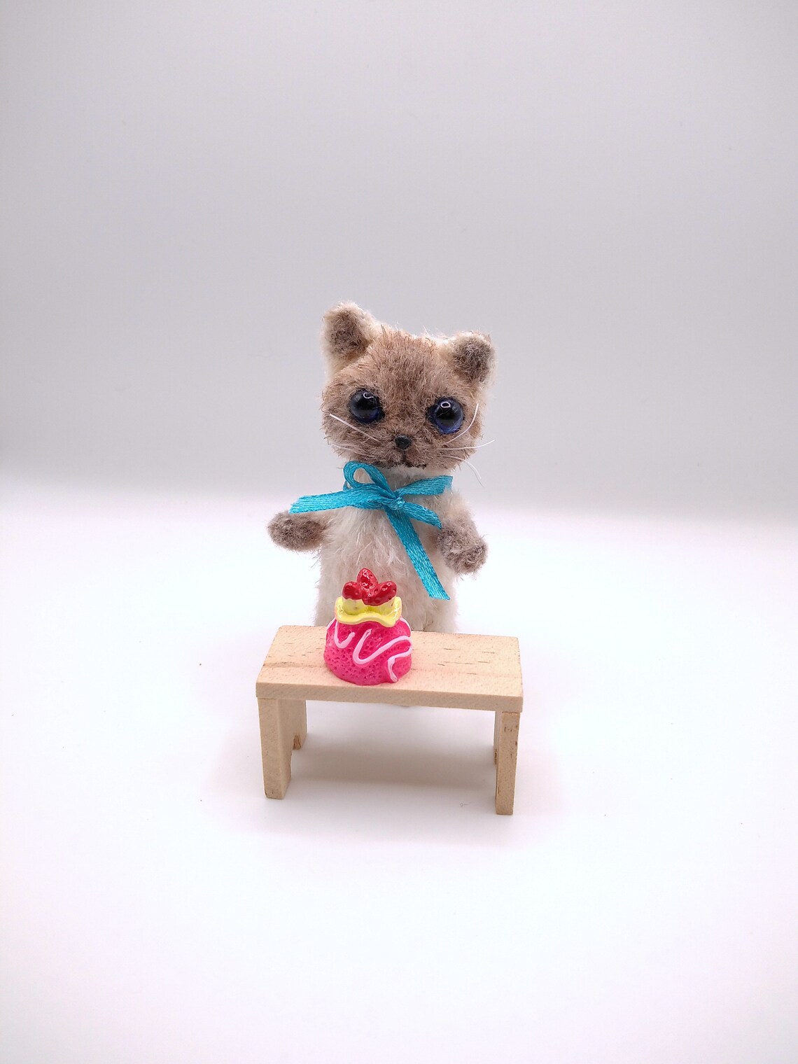 Miniature Siamese Cat Mini Crochet Amigurumi Toy Dollhouse Pet Gift for ...