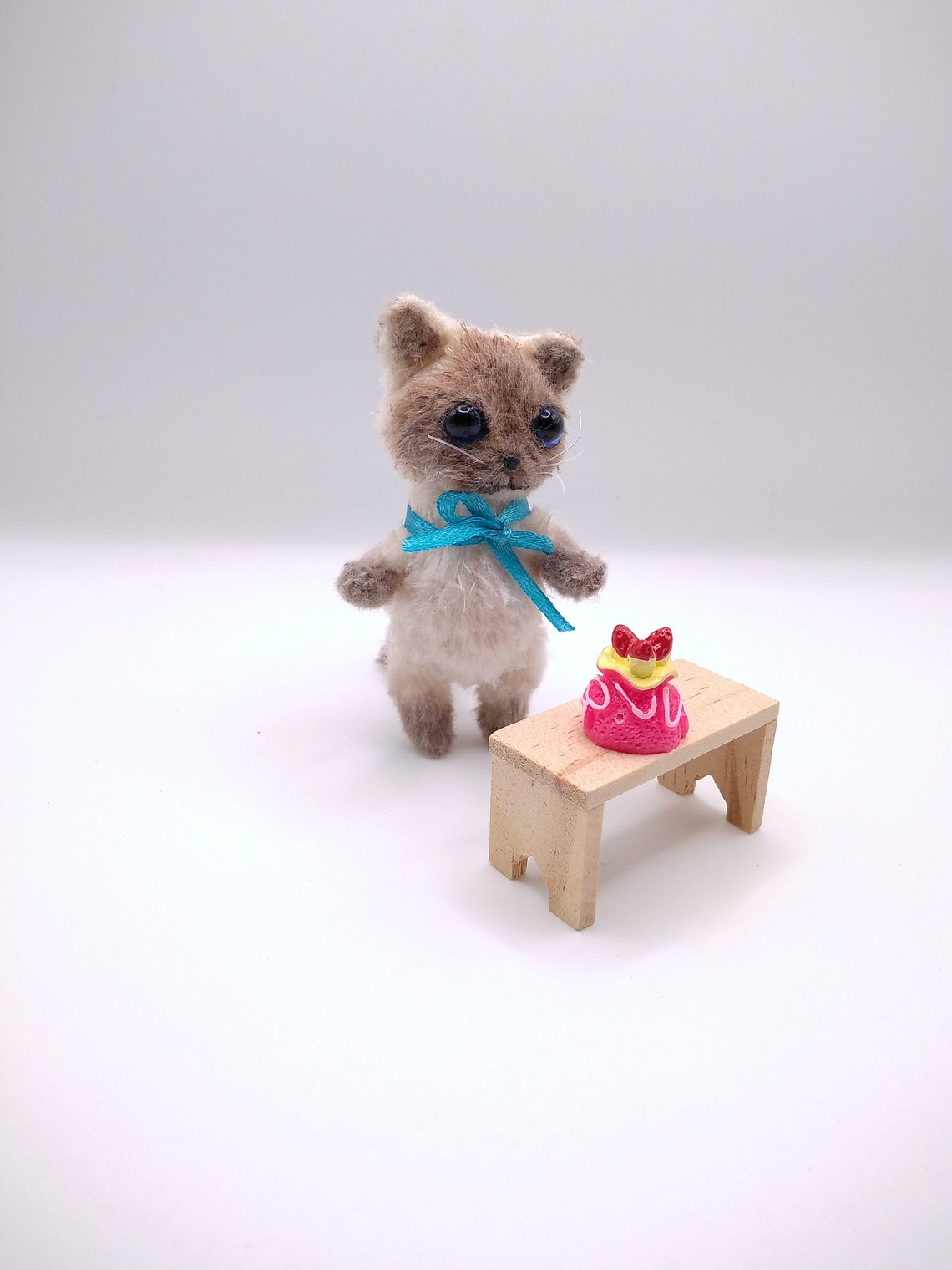 Miniature Siamese Cat Mini Crochet Amigurumi Toy Dollhouse Pet Gift for ...