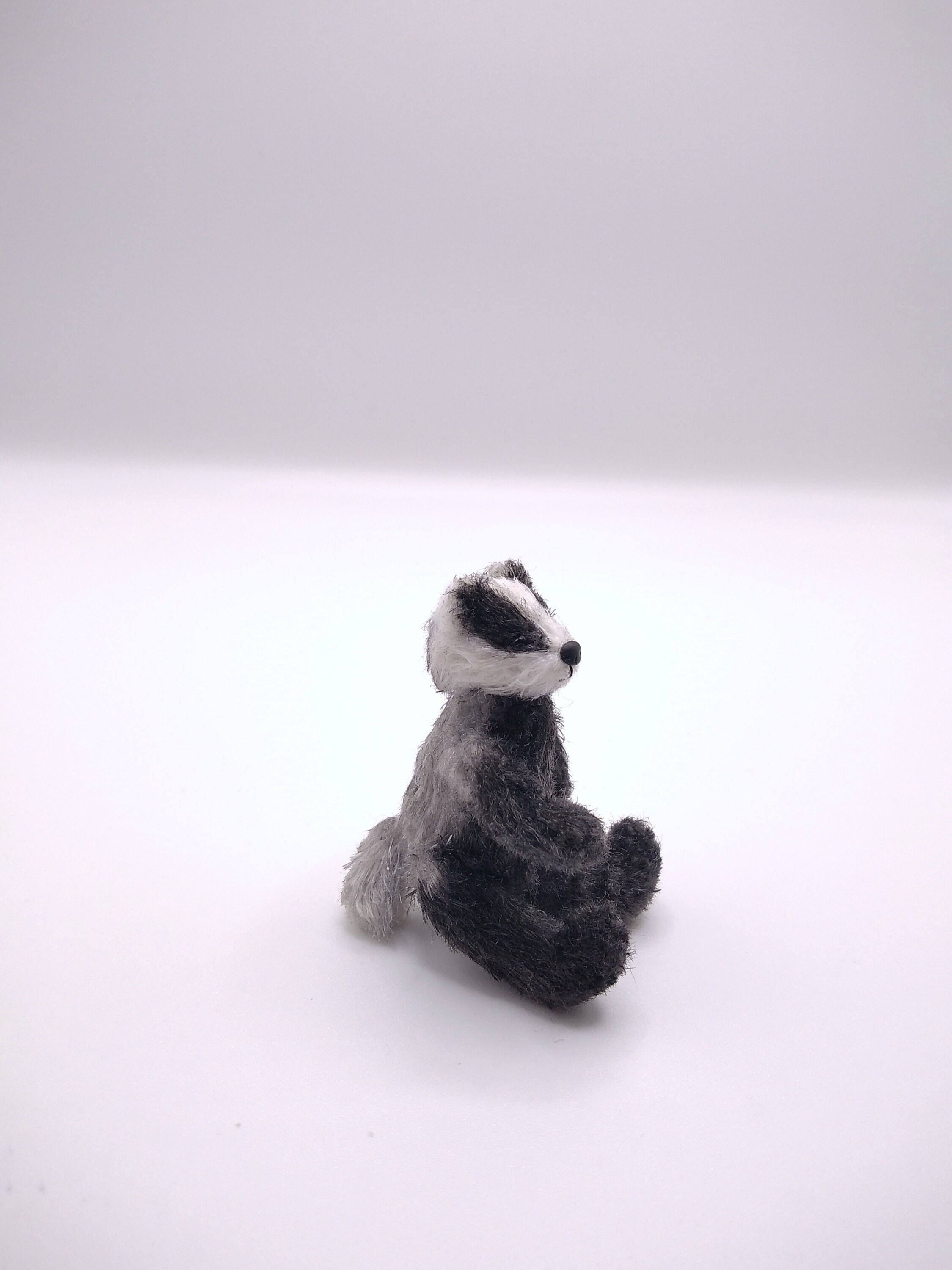 Miniature Badger Crochet Mini Animal Dollhouse Pet Interior Gift for ...