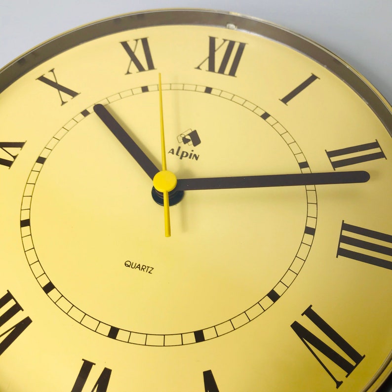80s Alpin Quartz Wall Clock Retro 80s Alpin Round Wall Clock - Etsy