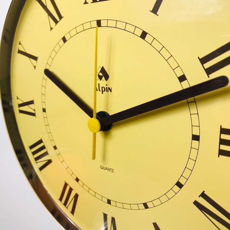 80s Alpin Quartz Wall Clock Retro 80s Alpin Round Wall Clock - Etsy