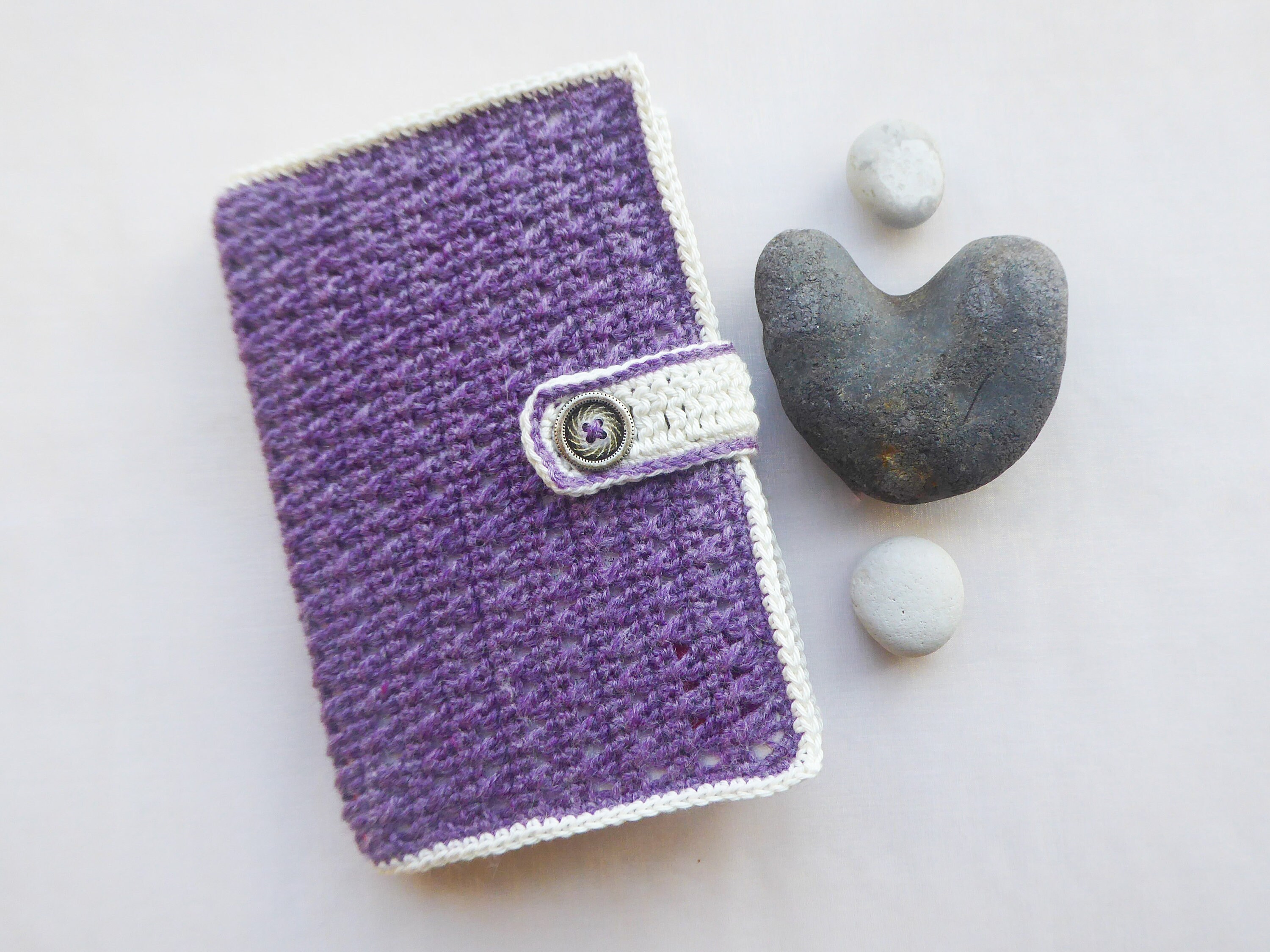 Crochet Book Cover / Paperback Case / Clutch Book Bag With - Etsy