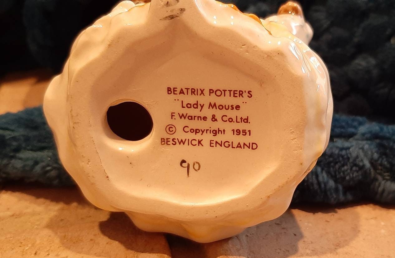 1951 Wedgewood Beatrix Potter lady Mouse Figurine - Etsy