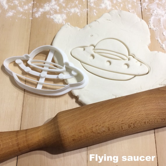 Flying saucer cookie cutter. | Etsy