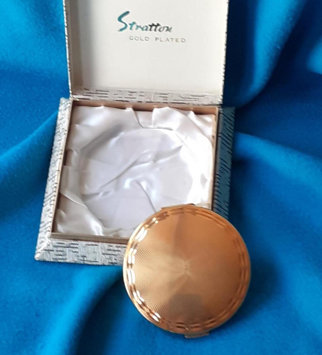 Stratton Gold Plated Compact With Original Box. - Etsy