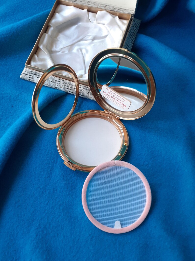 Stratton Gold Plated Compact With Original Box. - Etsy