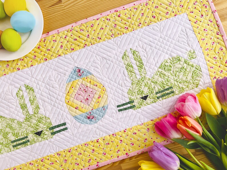 Easter Tabel Runner Pattern / Bunny and Egg / Foundation Paper Piecing ...
