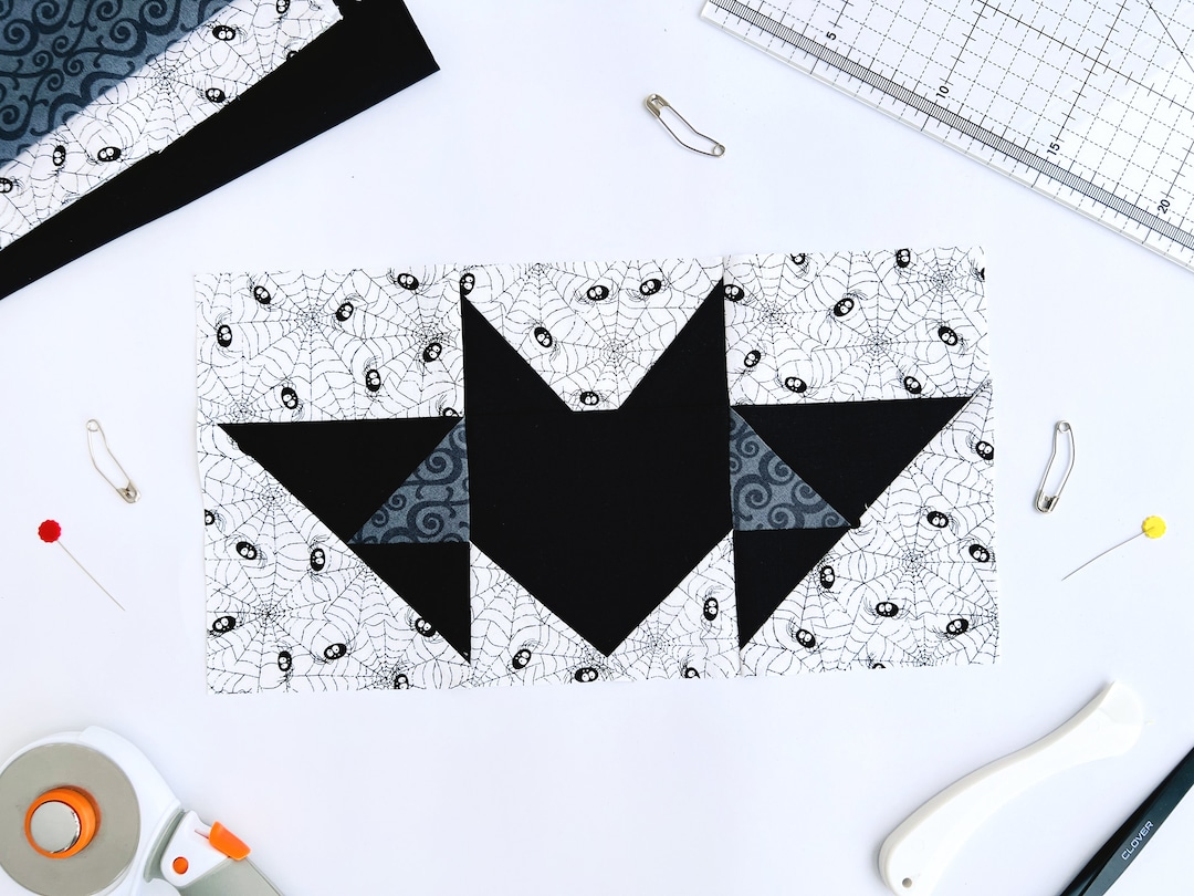 Bat Pattern / Halloween Quilt Block / Paper Piecing Quilt Patterns ...