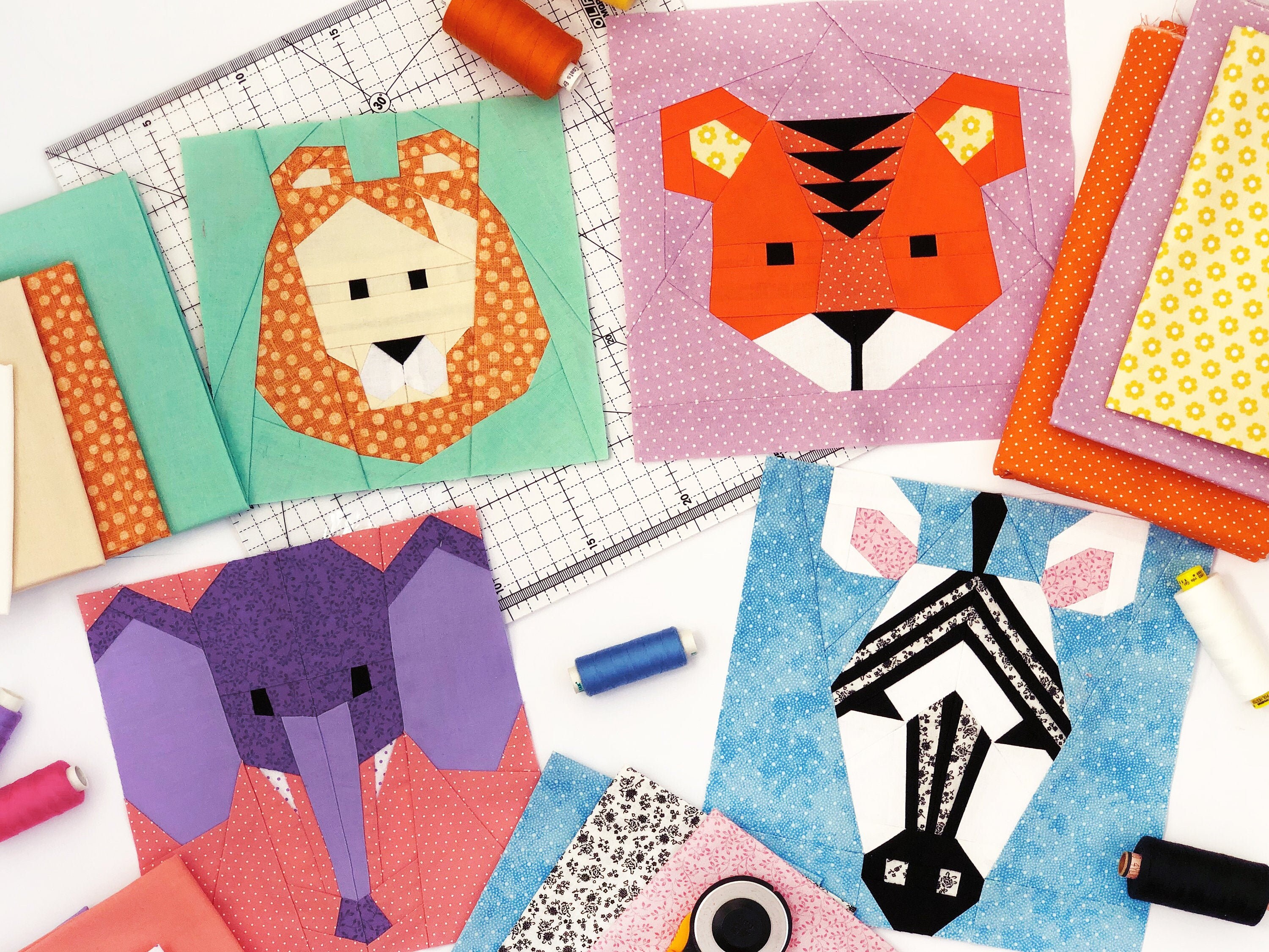 Set of 4 quilt block jungle animals / PDF pattern / Paper | Etsy