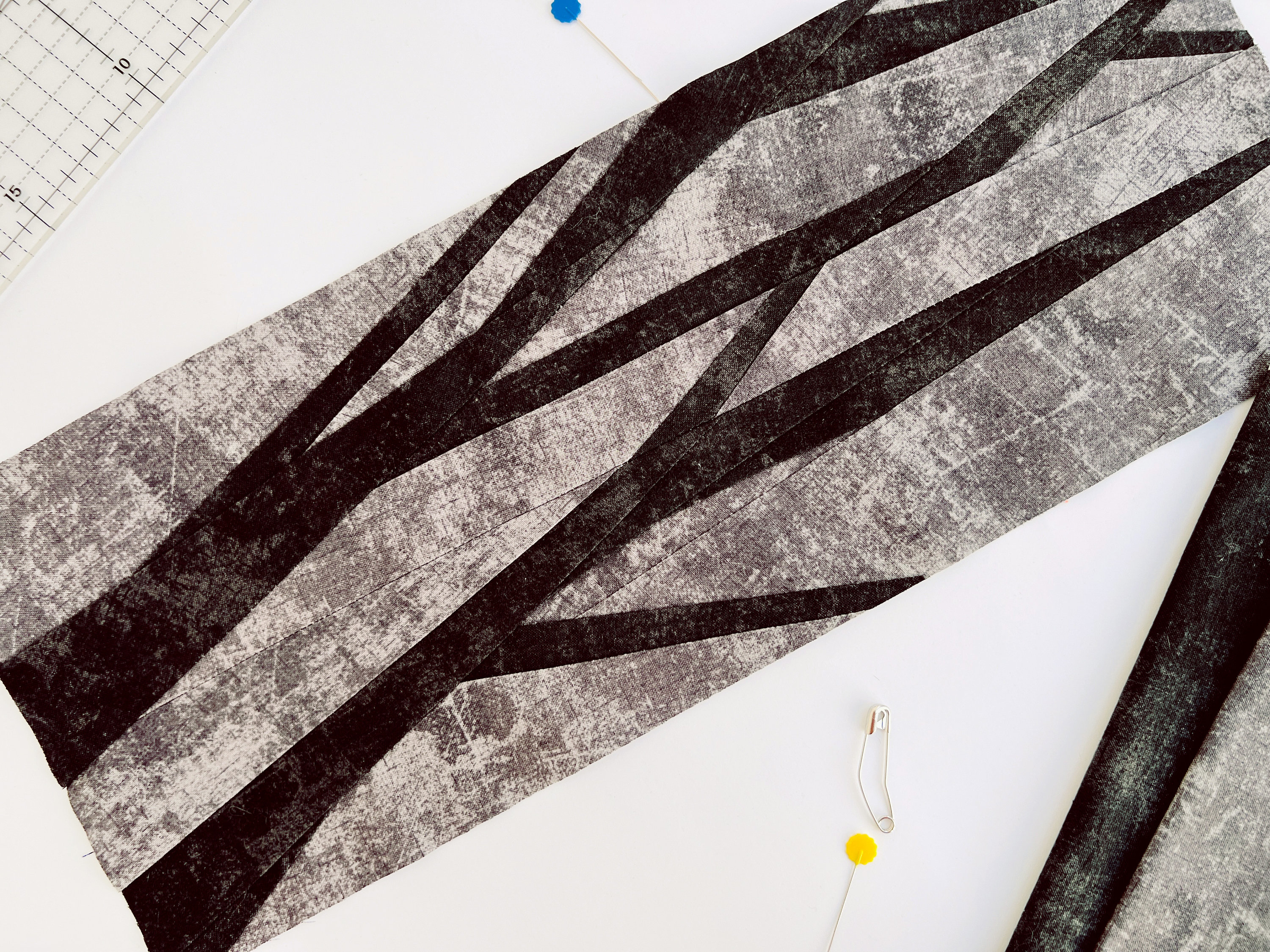 Spooky Tree Pattern / Halloween Quilt Block / Foundation Paper Piecing ...