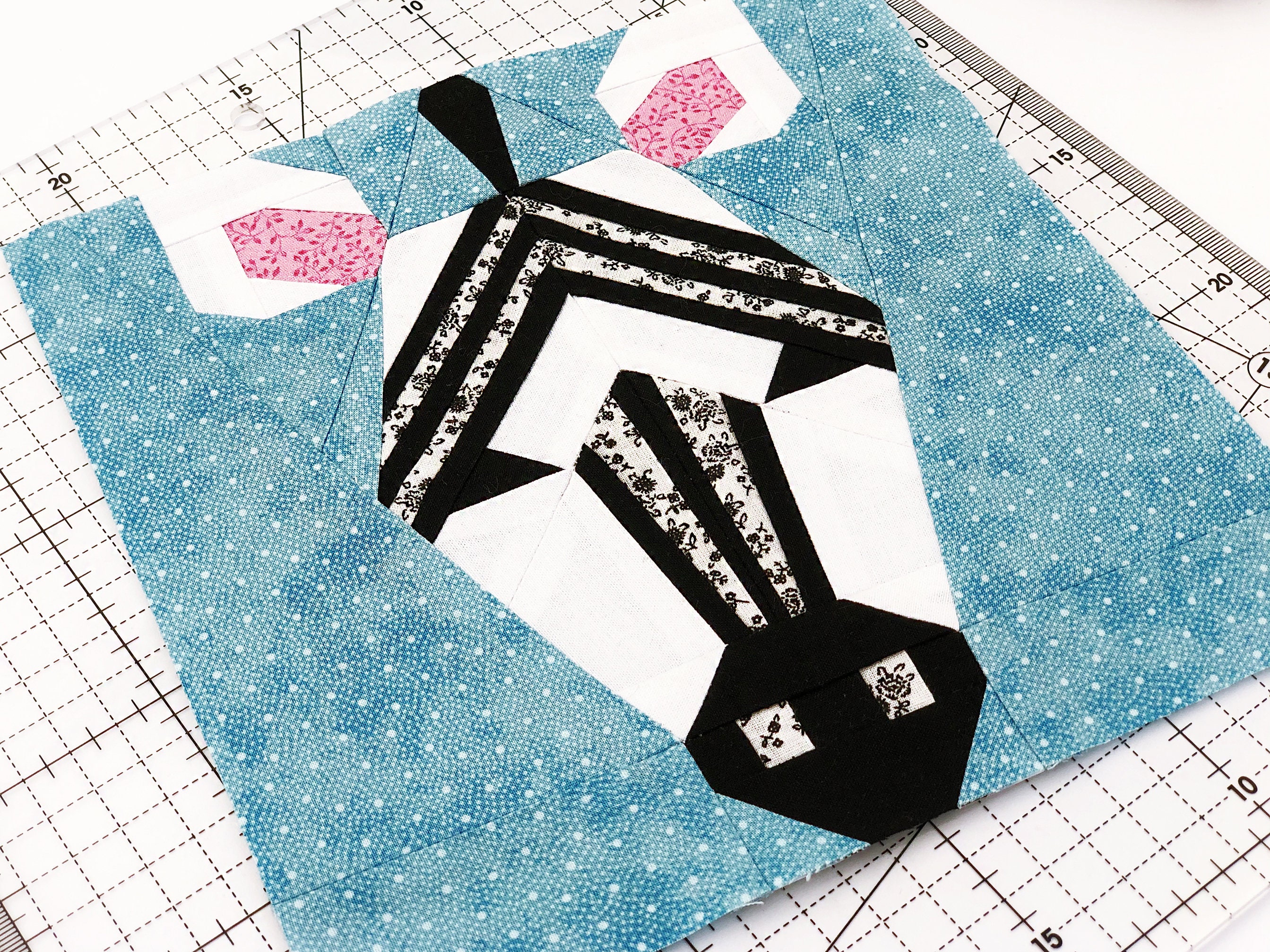Zebra quilt block / PDF pattern / Animal faces / African | Etsy