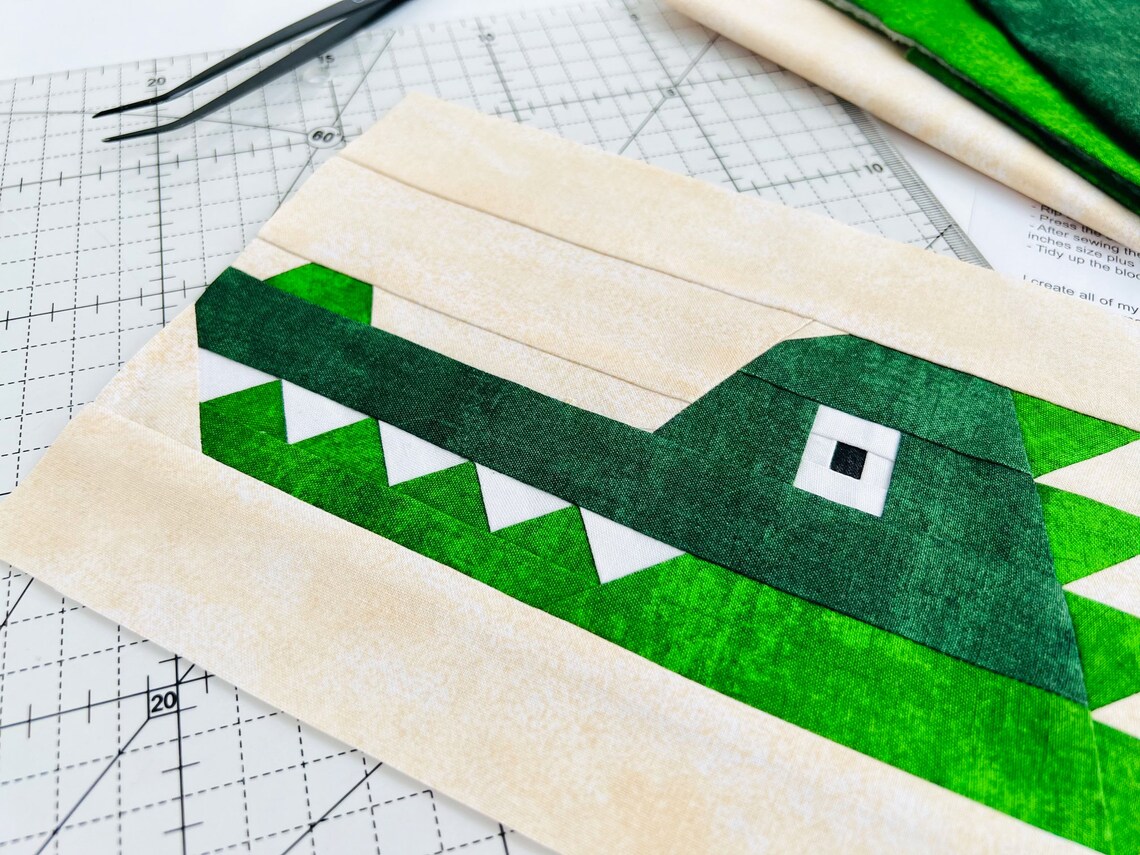 Alligator Quilt Pattern / Crocodile / FPP Quilt Pattern / PDF - Etsy