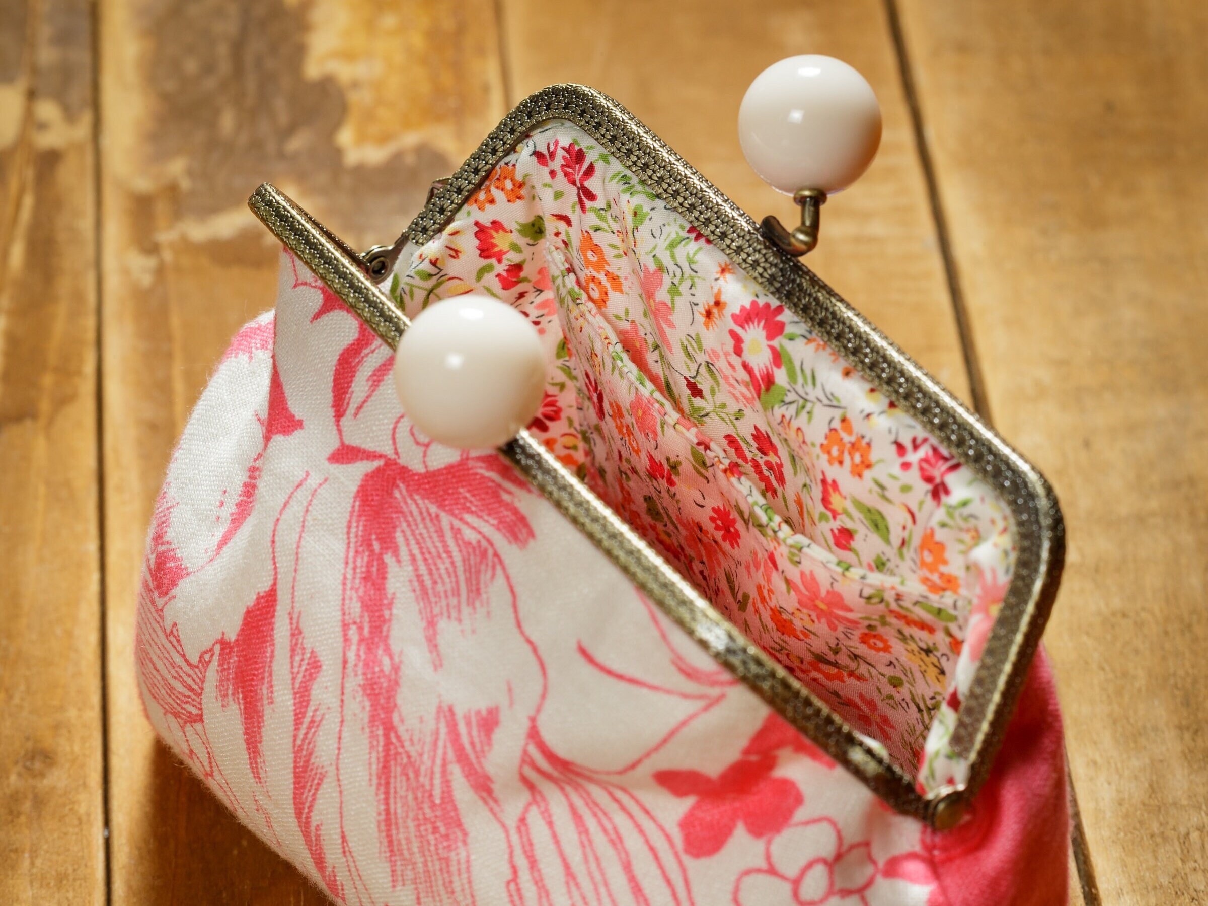 Small Linen Kisslock Purse Floral Linen Wallet Metal Frame - Etsy