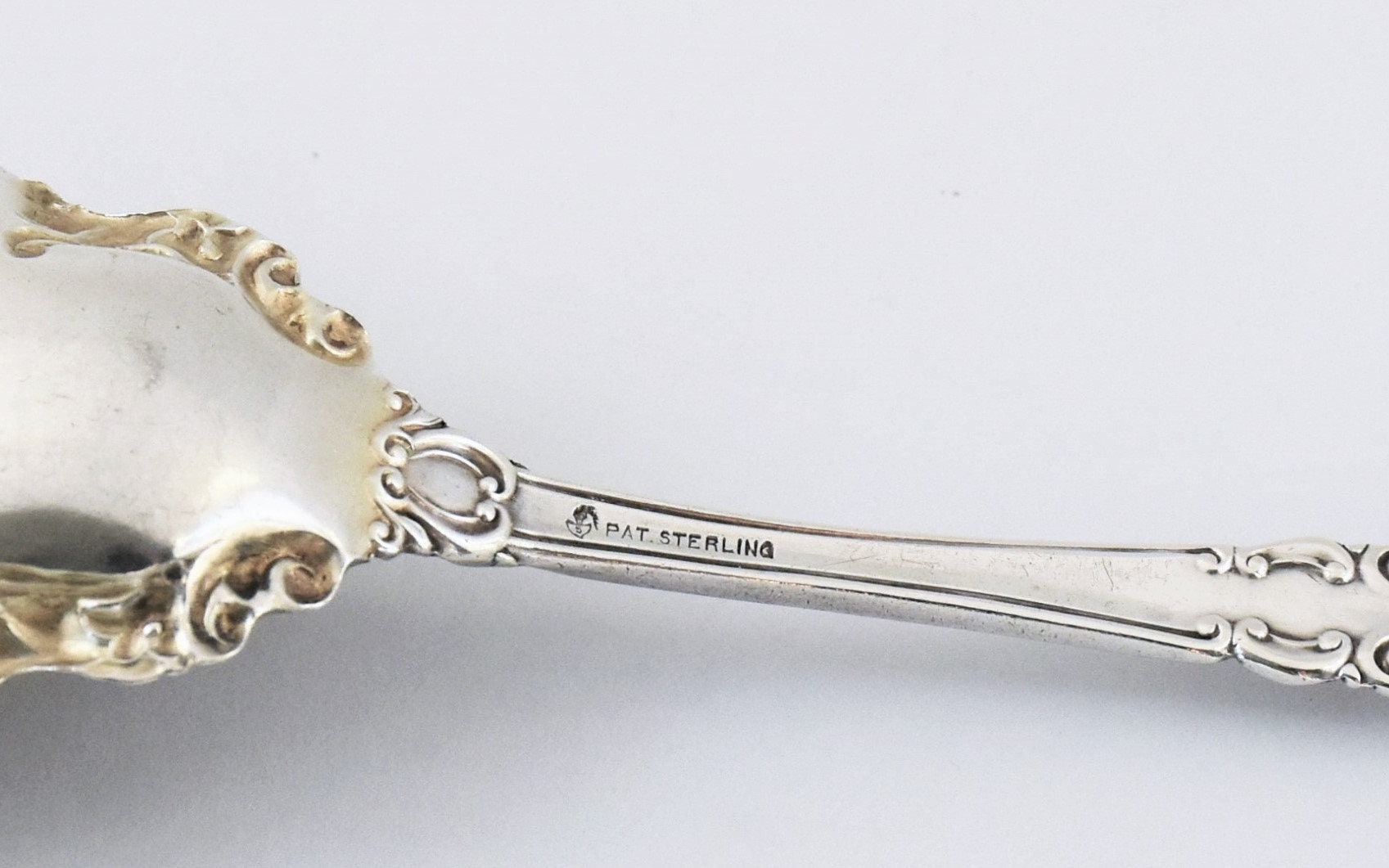 Simpson Hall & Miller warwick Sterling Silver Sugar Spoon, Mono LI ...