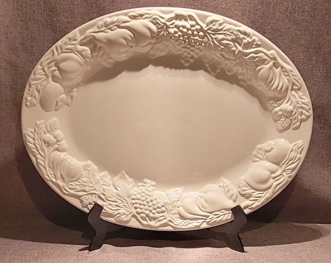 Extra Large Oval White Ceramic Platter "nature" by Tabletops Unlimited With Embossed Edge 18 3/4 ...
