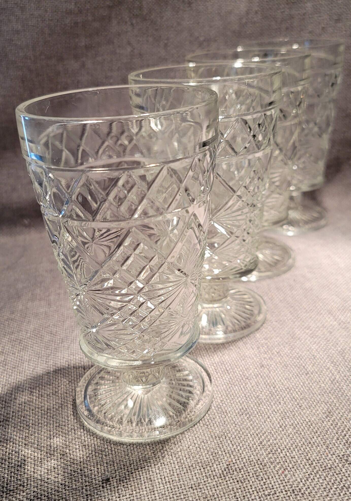 Four Anchor Hocking Oatmeal Pattern Stem Goblets Glasses Tumblers - Etsy