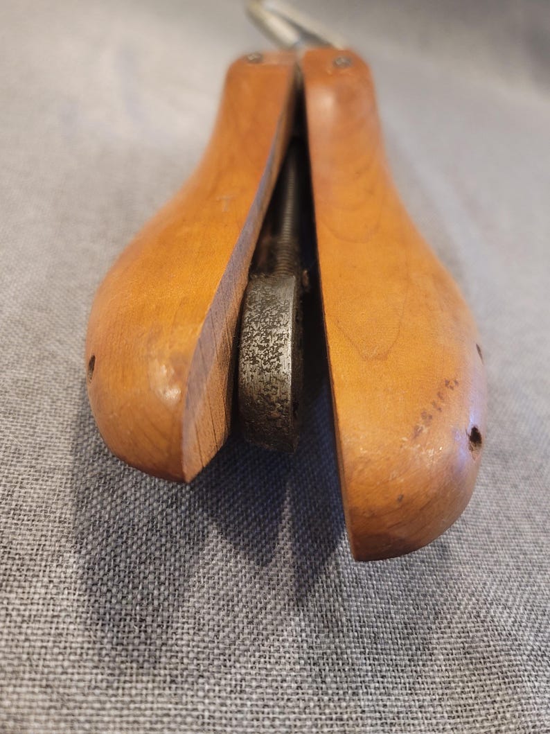 Vintage Wooden Cobbler Shoe Tree / Form / Stretcher # 1 - Etsy