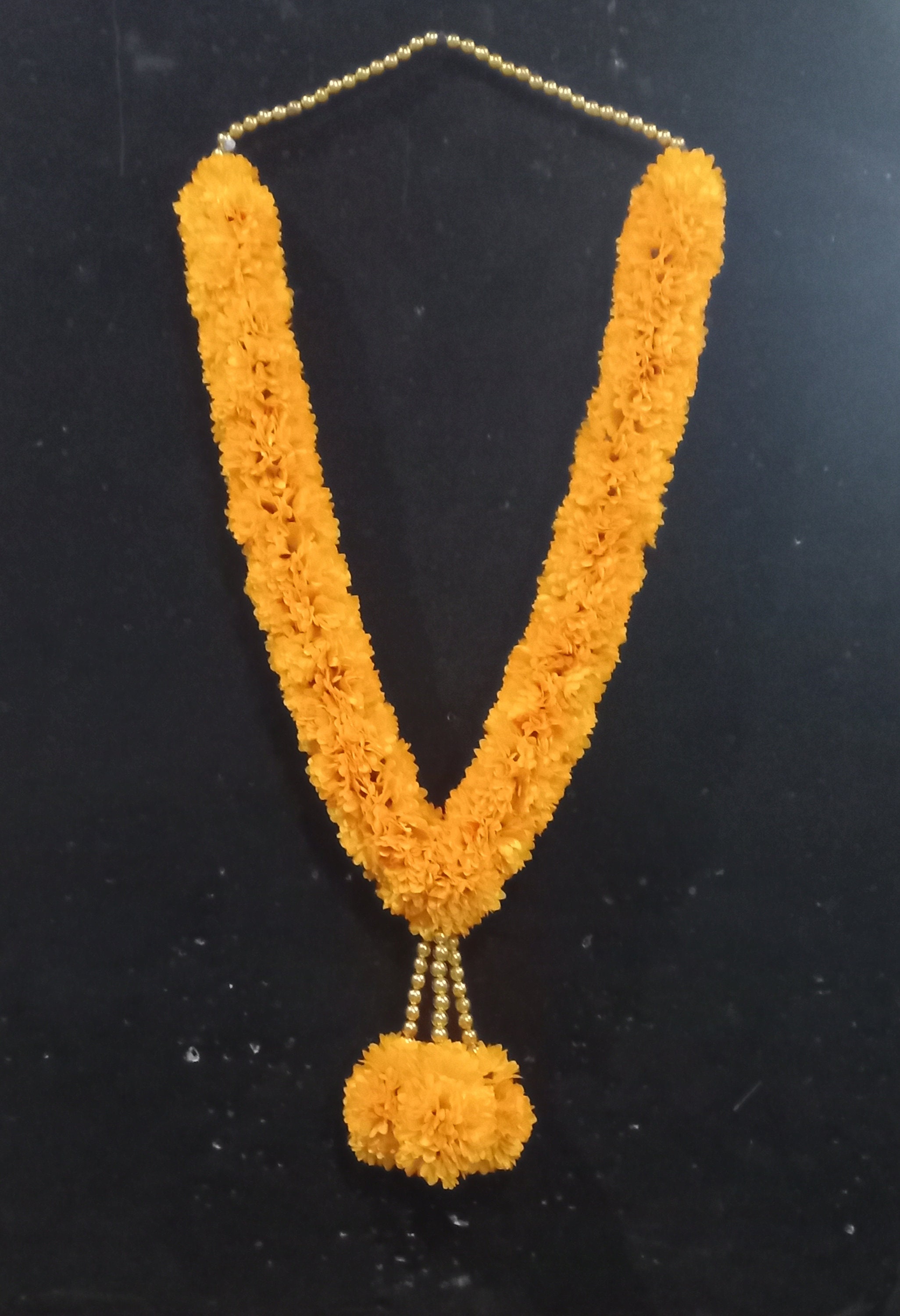 Artificial Yellow and White/ off White Vaarmala Garland Haar for Any ...