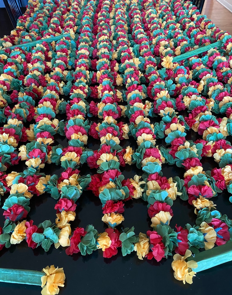 Multi Color Flowers Phoolo Ki Chadar for Dholki, Mayoun, Mehndi ...