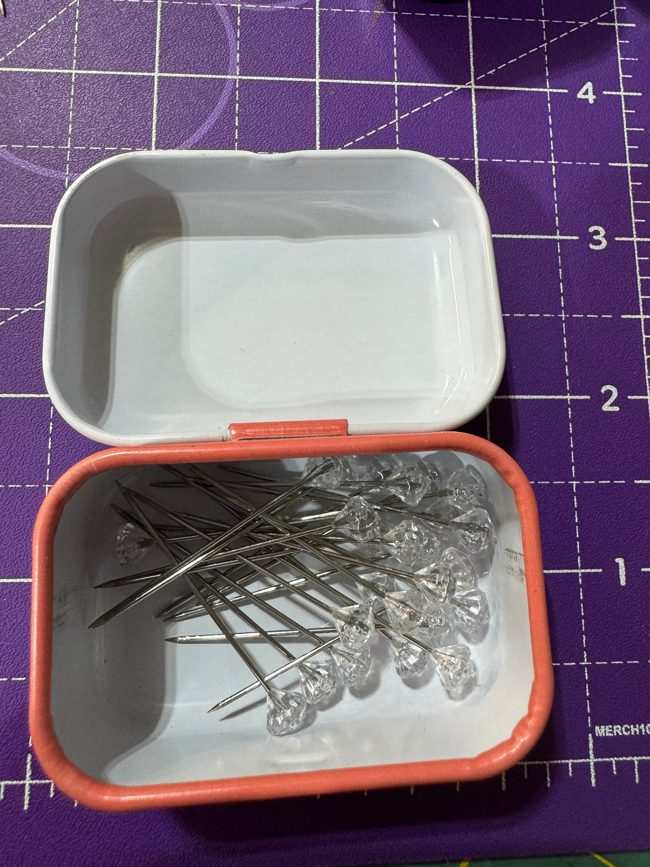 Travel Tins of Pins for Sewing and Quilting - Etsy