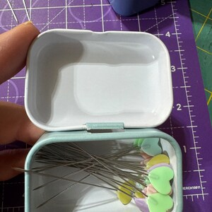 Travel Tins of Pins for Sewing and Quilting - Etsy