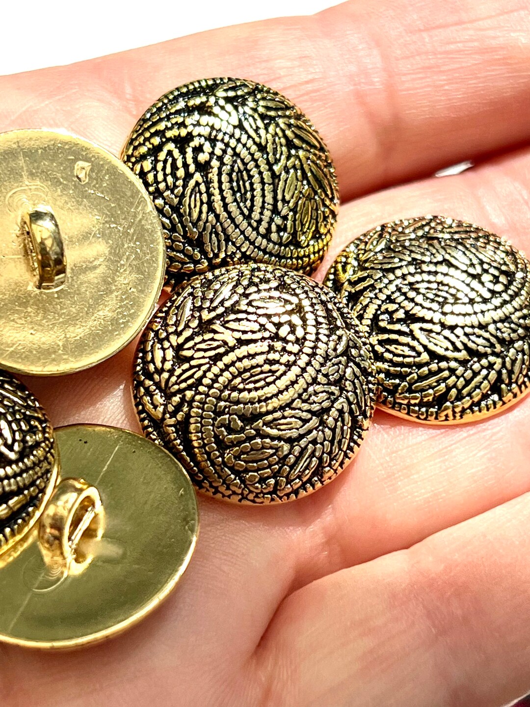 Pack of 6 22mm Gold Coloured Shank Buttons. Vintage Retro Style. Faux ...