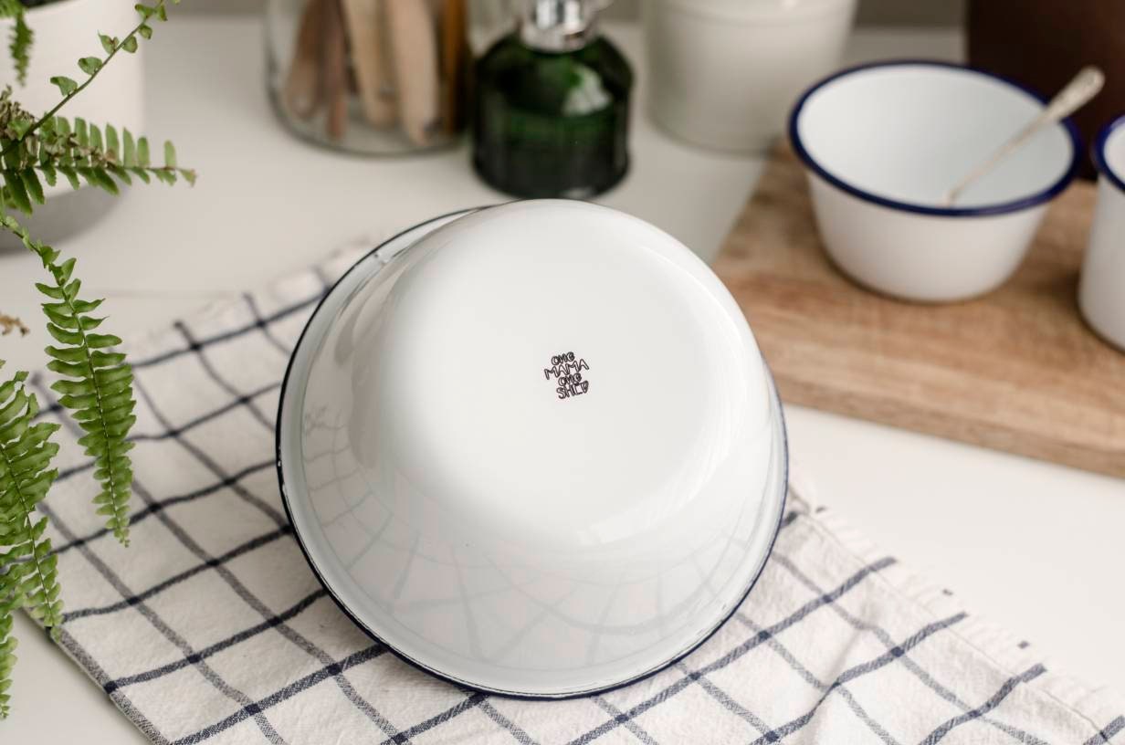 Personalised Family Enamel Bowl Engraved - Etsy
