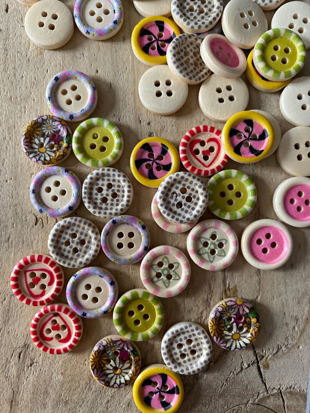 Round Buttons Made of Softwood / Colorful Natural Buttons / Sustainable ...