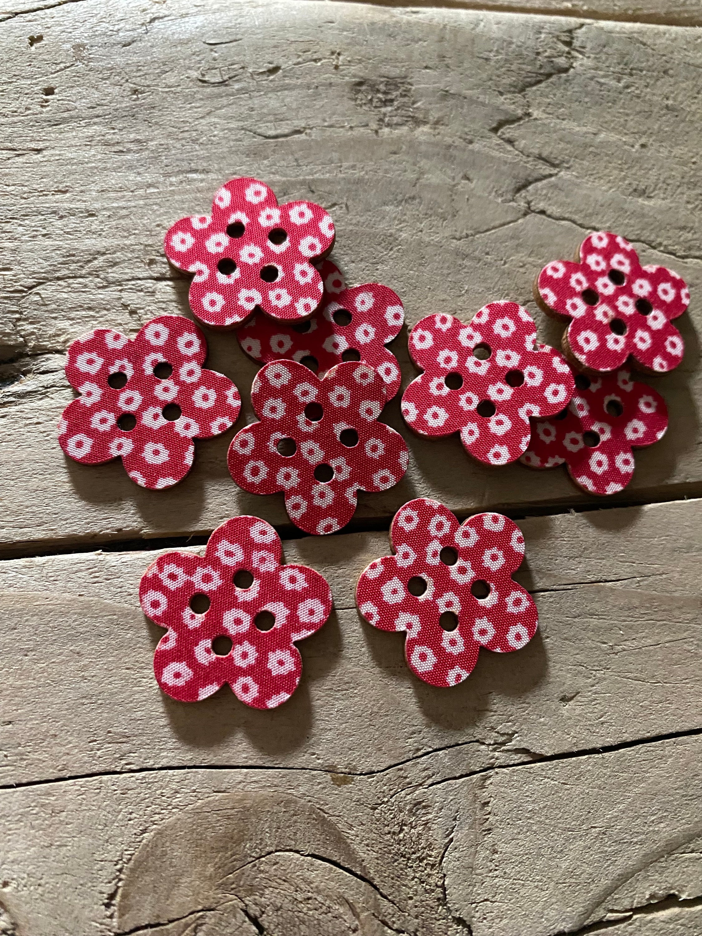4 Flower Shaped Buttons / for Handmadewithlove Products / Sustainable ...