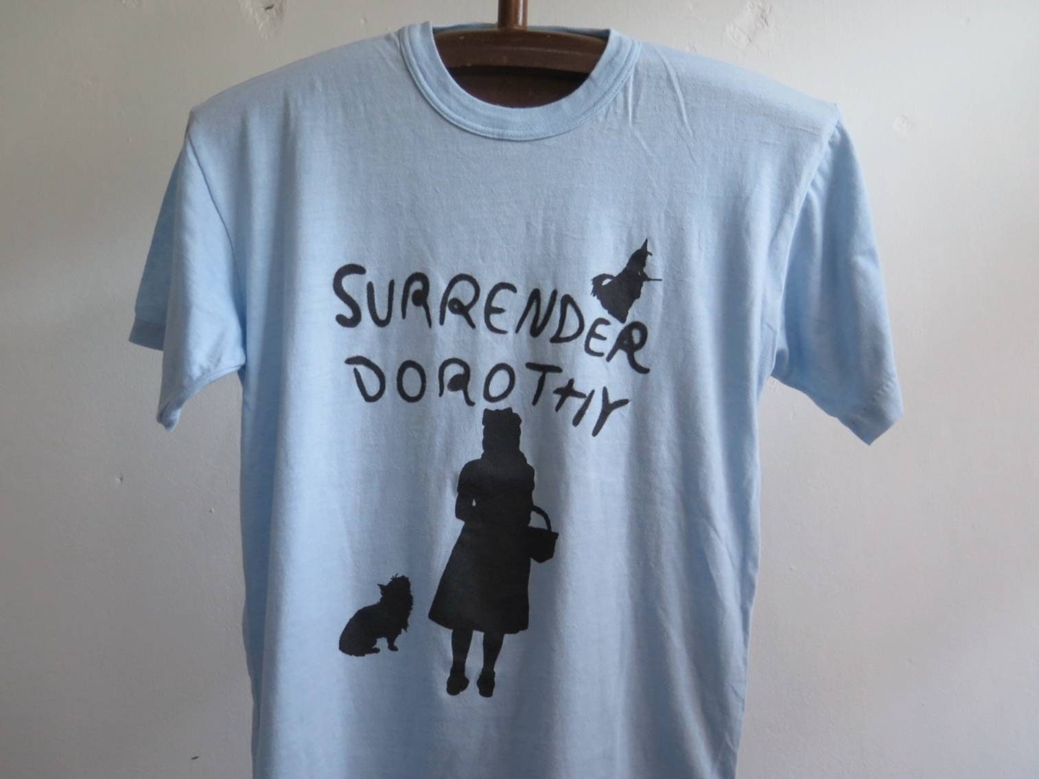 Vintage Surrender Dorothy T Shirt 80s 90s the Wizard of Oz Stanley ...