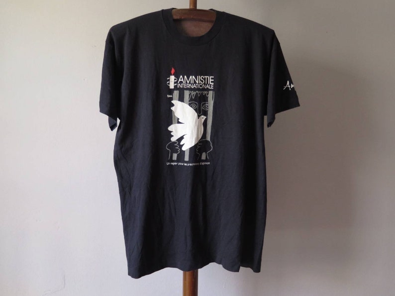 Vintage Picasso for Amnesty International T Shirt Amnesty - Etsy
