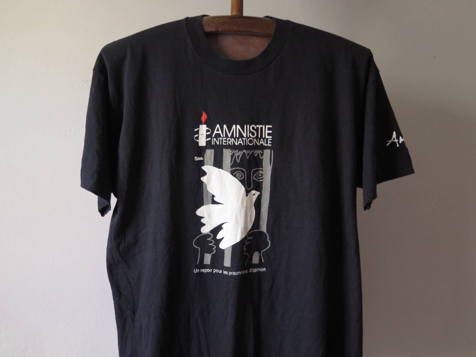 Vintage Picasso for Amnesty International T Shirt Amnesty - Etsy